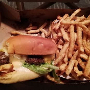 UNIBURGER - Updated January 2026 - 40 Photos & 26 Reviews - 4412 Rue ...