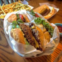 TRUEBURGER - Updated December 2025 - 1122 Photos & 1961 Reviews - 146 ...