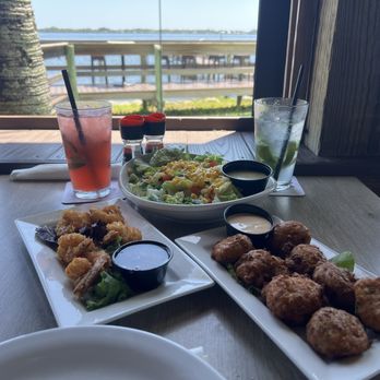 RIVER ROCKS DINING DOCKSIDE - Updated August 2025 - 319 Photos & 532 ...