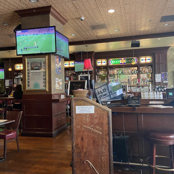 EMERALD LOOP - Updated October 2024 - 539 Photos & 665 Reviews - 216 N ...