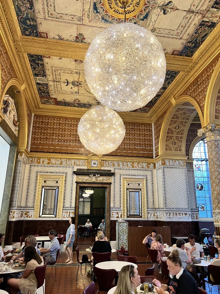 THE V&A CAFÉ - Updated July 2024 - 114 Photos & 74 Reviews - Cromwell ...