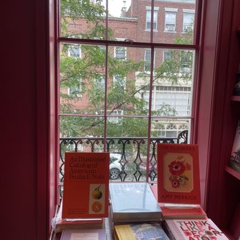 BEACON HILL BOOKS & CAFE - Updated July 2024 - 226 Photos & 85 Reviews ...