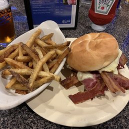 WINCHELL’S - 223 Photos & 289 Reviews - American (Traditional) - 348 ...