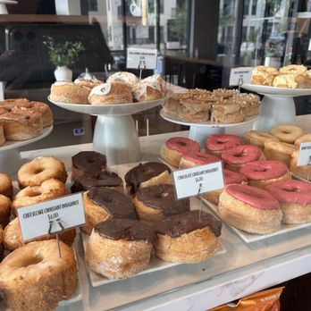 TOO SWEET CAKES - Updated May 2025 - 229 Photos & 110 Reviews - 1727 E ...