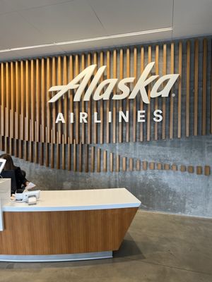 ALASKA AIRLINES COMPANY STORE - Updated May 2026 - 35 Photos & 18 ...