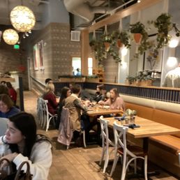 TUPELO HONEY SOUTHERN KITCHEN & BAR - Updated July 2025 - 1494 Photos ...