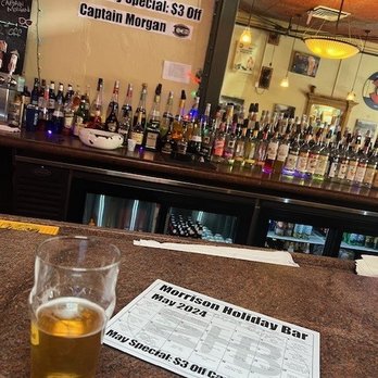 MORRISON HOLIDAY BAR - Updated December 2025 - 65 Photos & 89 Reviews ...