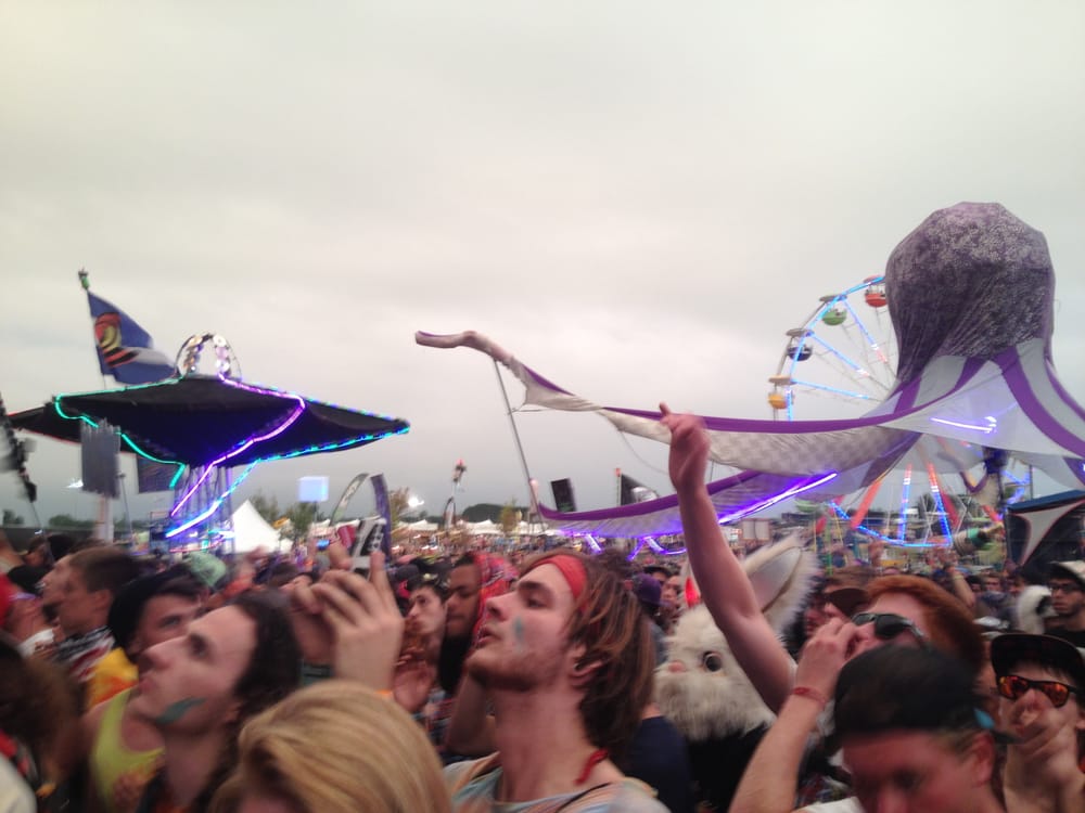 SUMMER SET MUSIC & CAMPING FESTIVAL - Updated September 2025 - 529 Main ...