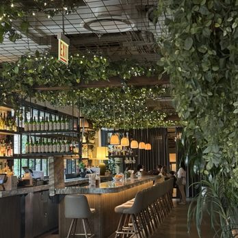 ABA - Updated August 2024 - 4044 Photos & 1669 Reviews - 302 N Green St ...