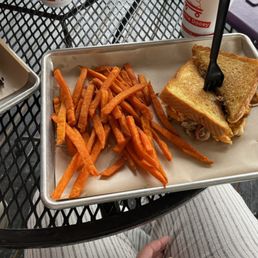 THE LITTLE DOOEY - Updated November 2025 - 174 Photos - 252 Reviews ...