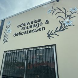 EDELWEISS SAUSAGE CO & DELICATESSEN - Updated October 2025 - 240 Photos ...