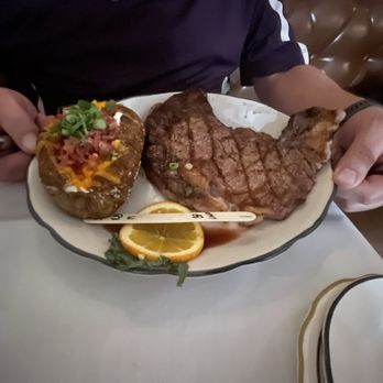 CHAROLAIS STEAKHOUSE - Updated December 2025 - 74 Photos & 106 Reviews ...