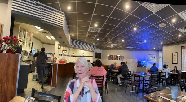 ME CON BISTRO - Updated June 2026 - 438 Photos & 529 Reviews - 3421 W ...