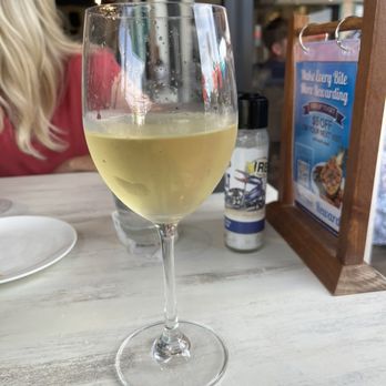 UNDERTOW BEACH BAR - Updated October 2025 - 170 Photos & 219 Reviews ...