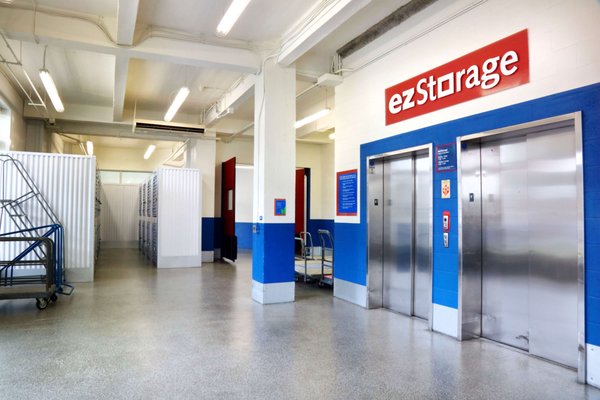 EZSTORAGE - Updated July 2025 - 14 Photos - 2600 N Charles St ...