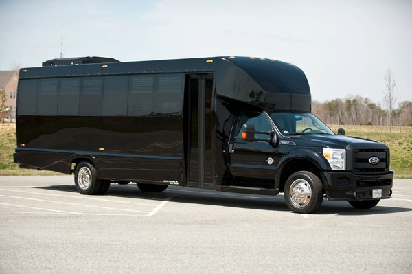 LEGACY LIMOUSINE - Updated October 2025 - 31 Photos & 14 Reviews - 8130 ...