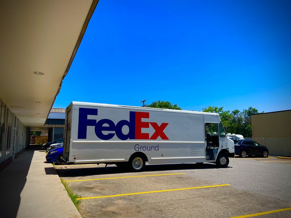 FEDEX OFFICE PRINT & SHIP CENTER - Updated July 2025 - 18 Photos & 48 ...