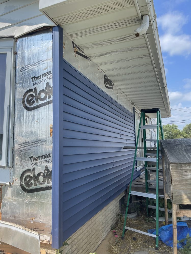 BERESFORD ROOFING AND SIDING - Updated September 2025 - Strawberry ...