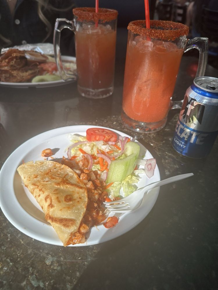 MARISCOS LA PHOENIKERA - Updated September 2024 - 2915 N 43rd Ave ...