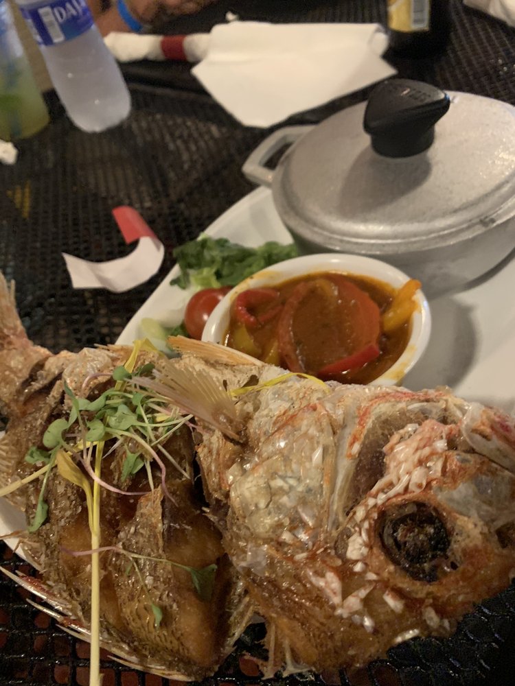 EL TRASMALLO DE MANOLO - Carr. 987 Km 6.8, Fajardo, Puerto Rico ...