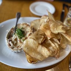 Best Lunch Restaurants Near Me - December 2024: Find Nearby Lunch ...