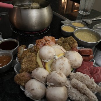 SIMPLY FONDUE - Updated October 2025 - 221 Photos & 244 Reviews - 111 W ...