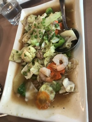 MAX’S RESTAURANT - 20 Photos - Filipino - 998 Roxas Boulevard, Manila ...