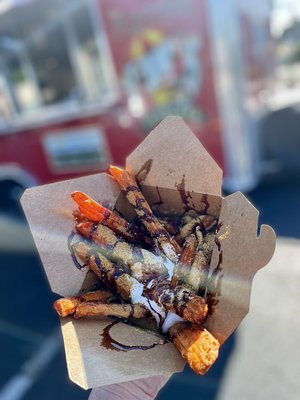 THE POUTINE PEDDLERS - Updated August 2025 - 239 Broadway, Taunton ...