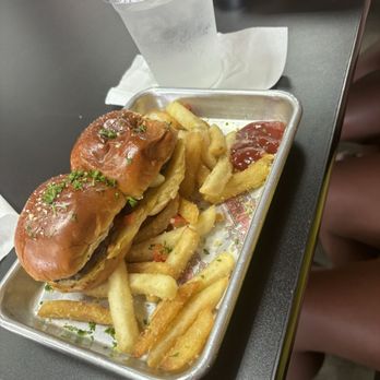 THE GRIPPER KITCHEN - Updated July 2024 - 288 Photos & 154 Reviews ...