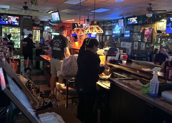 SANDY’S BEEF & ALE - Updated September 2025 - 99 Photos & 126 Reviews ...