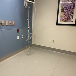 RIVERSIDE COMMUNITY HOSPITAL - 197 Photos & 543 Reviews - 4445 Magnolia ...