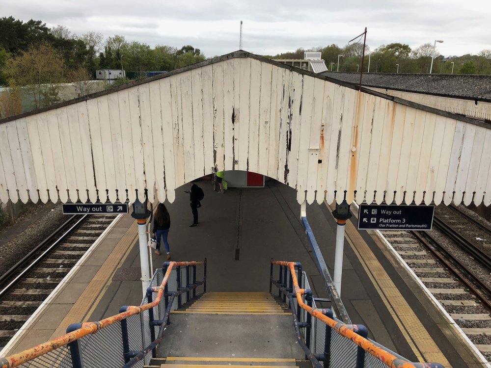 FAREHAM RAILWAY STATION - 23 Photos - Station Approach, Fareham ...