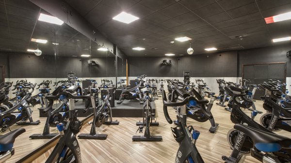 CRUNCH FITNESS - EASTLAKE - Updated January 2026 - 139 Photos & 169 ...