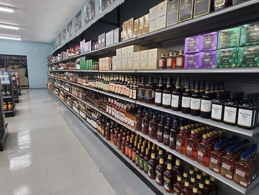 BOOTLEGGER LIQUORS - Updated December 2025 - 10 Photos - 804 Cleveland ...