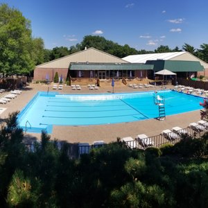 MAPLEWOOD FAMILY AQUATIC CENTER - Updated December 2025 - 15 Photos ...