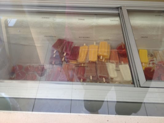 PALETERIA LOS REYES MICHOACAN - 800 N Hacienda Ave, La Puente ...