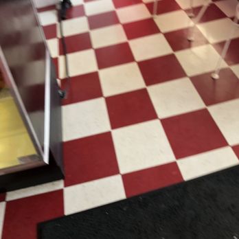 HILLVIEW FAMILY DINER & ICE CREAM - Updated April 2025 - 129 Photos ...