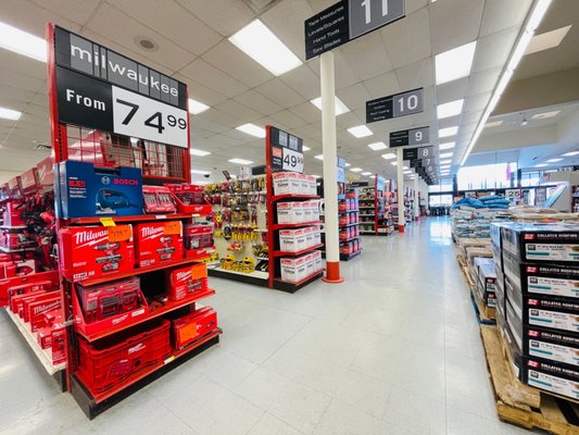 BUILDER’S BEST DO IT CENTER - Updated September 2025 - 3798 Luker Rd ...