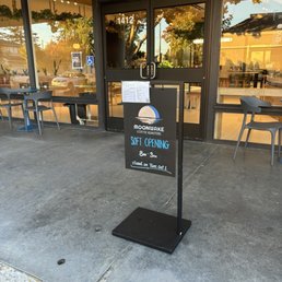 MOONWAKE COFFEE ROASTERS - Updated July 2025 - 604 Photos & 250 Reviews ...