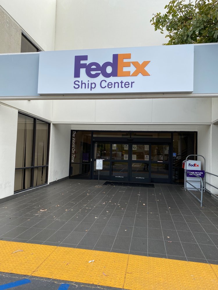 FEDEX SHIP CENTER - 11 Photos & 73 Reviews - Shipping Centers - 1650 ...