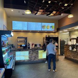 PITA INN - Updated July 2025 - 275 Photos & 264 Reviews - 1835 Abriter ...