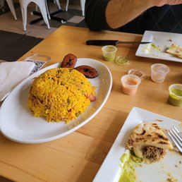 AREPA GEORGE - 179 Photos & 150 Reviews - Colombian - 1552 N Kedzie Ave ...
