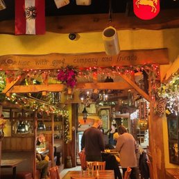 VILLAGE LANTERNE - Updated October 2025 - 555 Photos & 454 Reviews ...