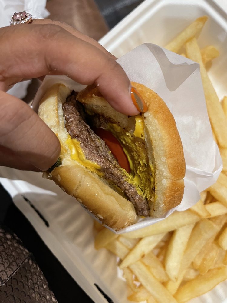 TOMMY’S BURGERS - Updated July 2025 - 53 Photos & 113 Reviews - 401 W ...