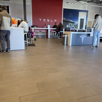 TESLA - PARAMUS - Updated October 2025 - 61 Photos & 89 Reviews - 530 ...