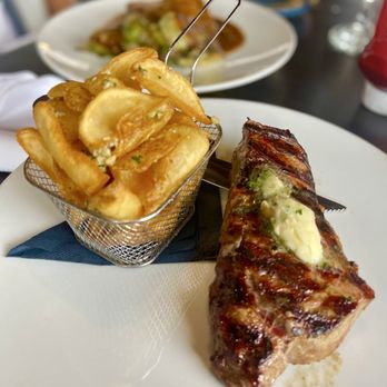 THE LIBRARY COLLEGEVILLE - Updated June 2025 - 104 Photos & 80 Reviews ...