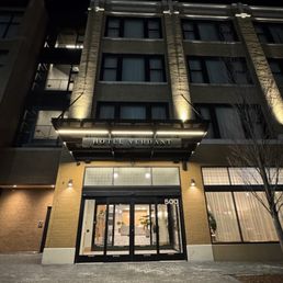 HOTEL VERDANT - Updated October 2025 - 64 Photos & 19 Reviews - 500 ...