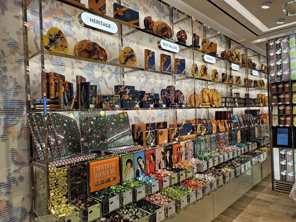 VENCHI - Updated August 2024 - 87 Photos & 34 Reviews - 1117 Lexington ...