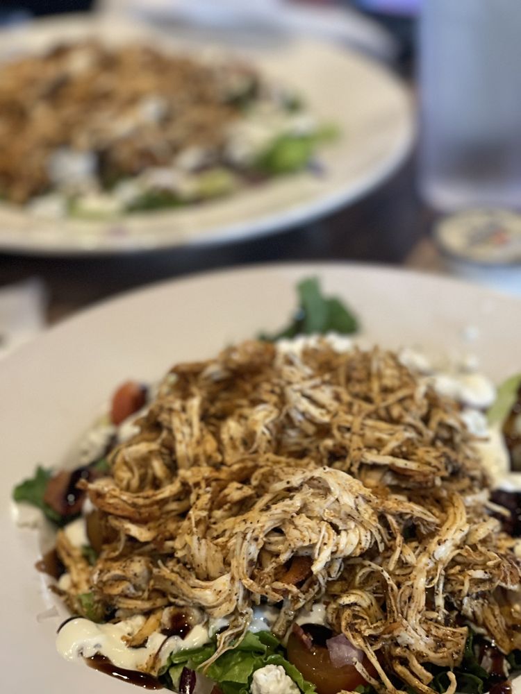 SALTY SHAMROCK - Updated December 2025 - 118 Photos & 198 Reviews ...