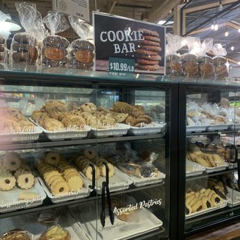 Book a Table - Barons Market - Temecula - Updated November 2025 - 517 ...